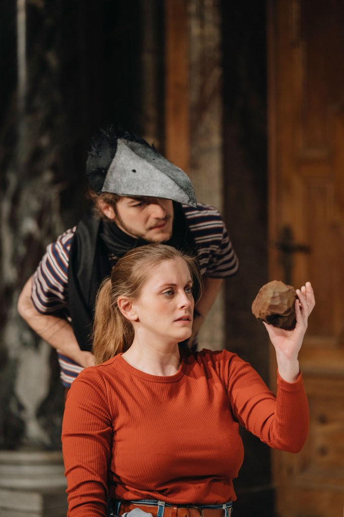 WIE IDA EINEN SCHATZ VERSTECKT UND JAKOB KEINEN FINDET von Andri ...